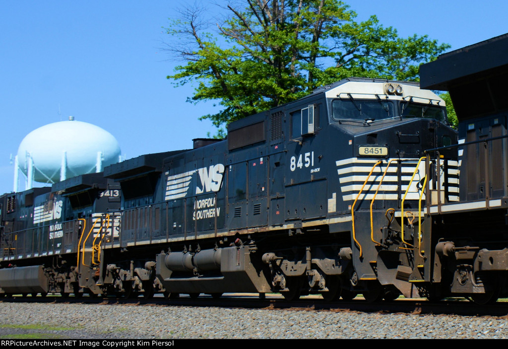 NS 8451